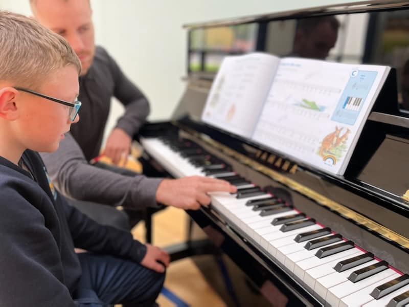 About Me - Go 4 Piano